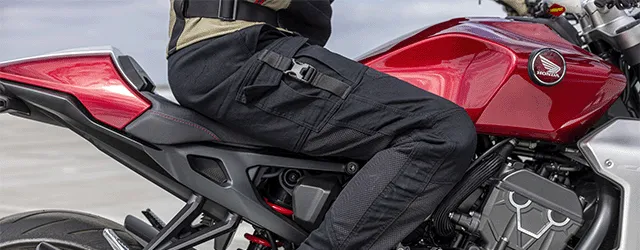 Macna.com | That's what we call riding gear!